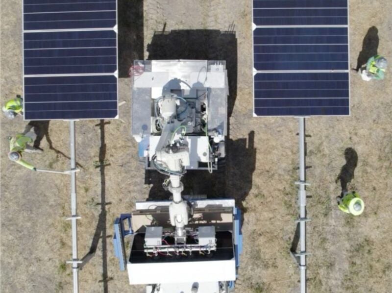Autonomous Robots Install Solar Panels 3 Times Faster - News
