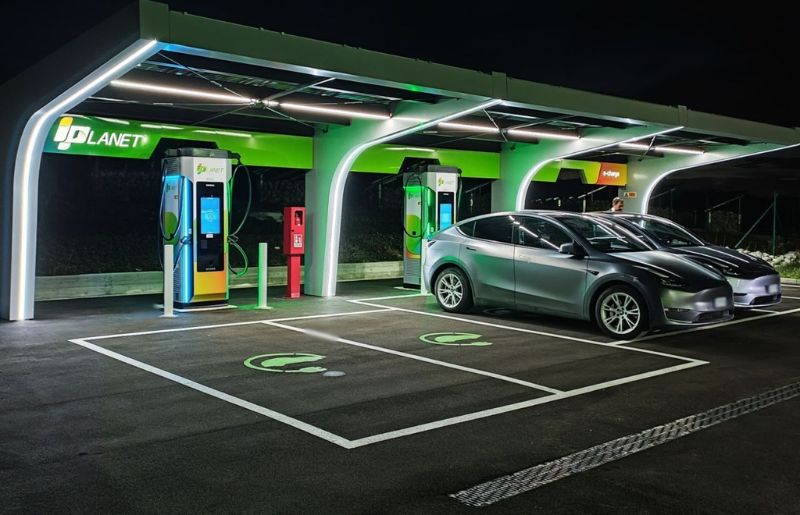 73 Charging Points for Tuscany: Siemens’ Electric Bus Project - News