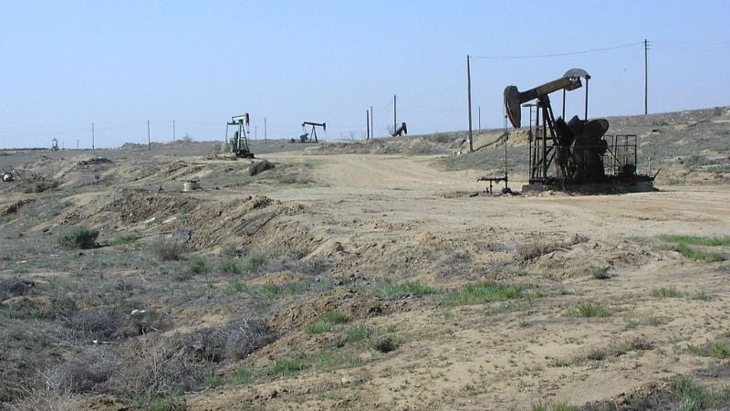 Engineers Repurpose Oil Wells as Solar Storage - News