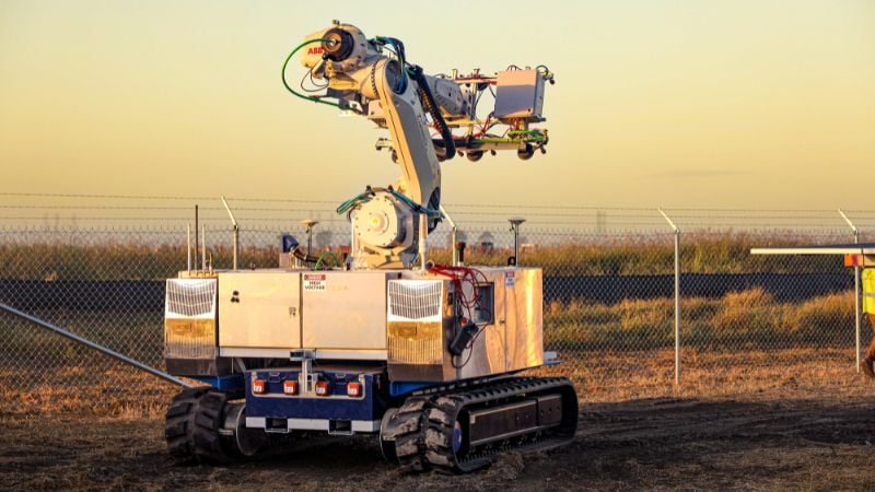 Autonomous Robots Install Solar Panels 3 Times Faster - News