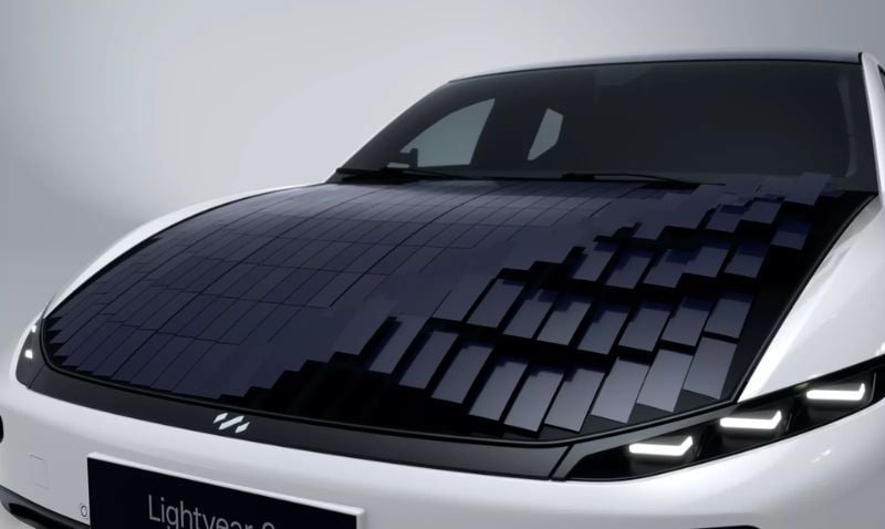 Pitch the Plug. Mercedes-Benz Can Power EVs With Solar Paint - News
