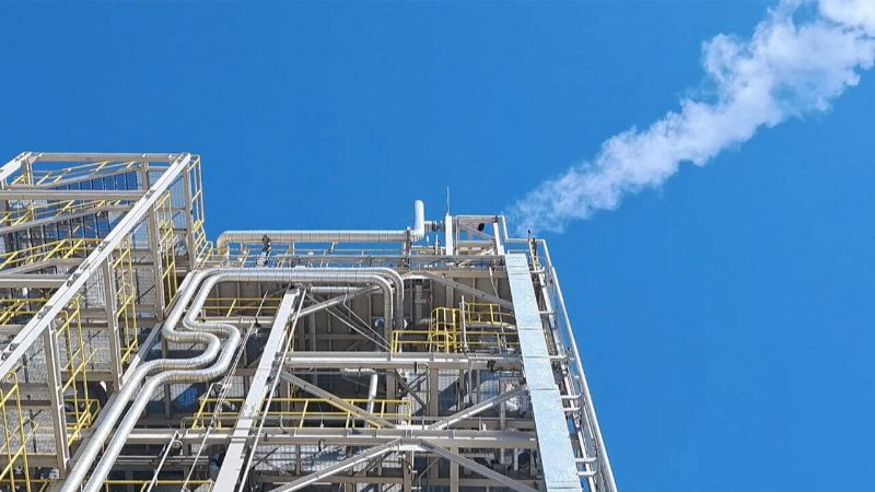 Hot Wire: 5 Breakthroughs in Renewable Energy Tech - Tech Insights