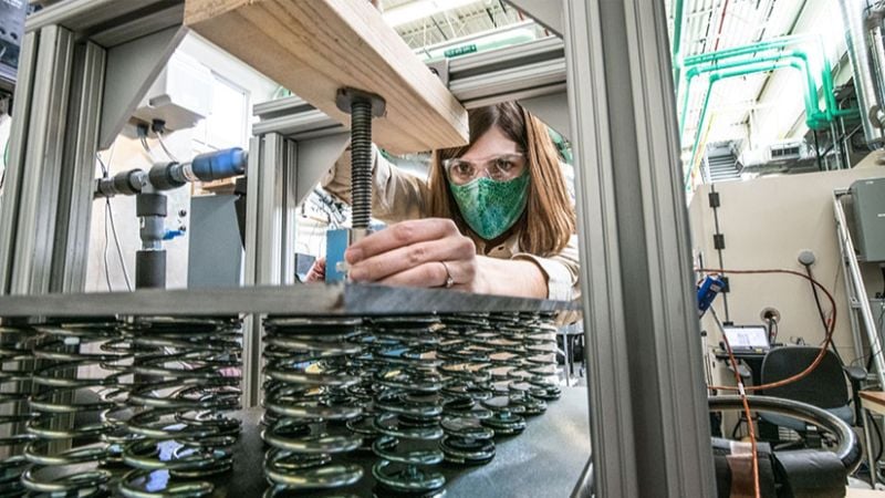 Thermal Batteries Heat Up in 2025 - Tech Insights