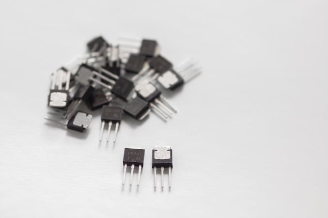 Selecting the Right SiC MOSFET for Efficient Zero-Voltage Switching ...