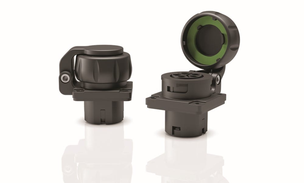 Hinged Cover 32A/600V Connector is IP68/IPX9K Rated for Washdown ...