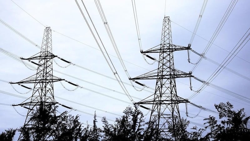 Understanding Capacitance in Overhead Transmission Lines - Technical Articles