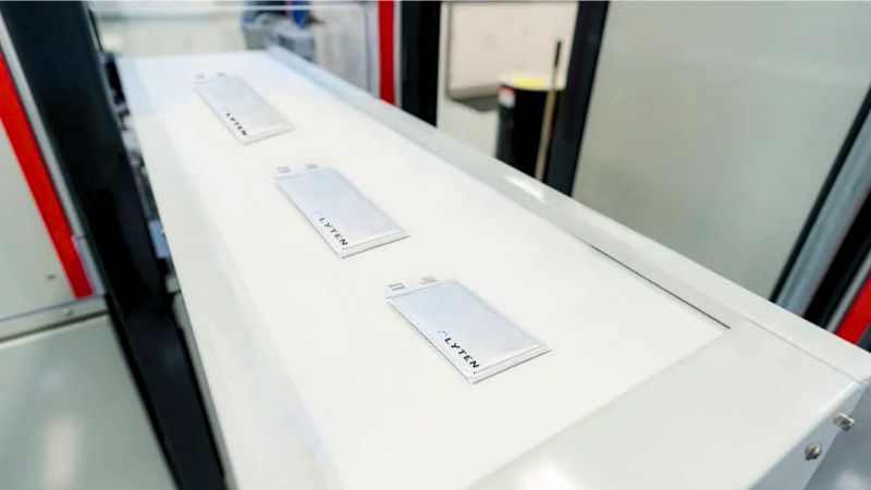 From the Lab to the Road: Stellantis Testing Li-S Batteries - News