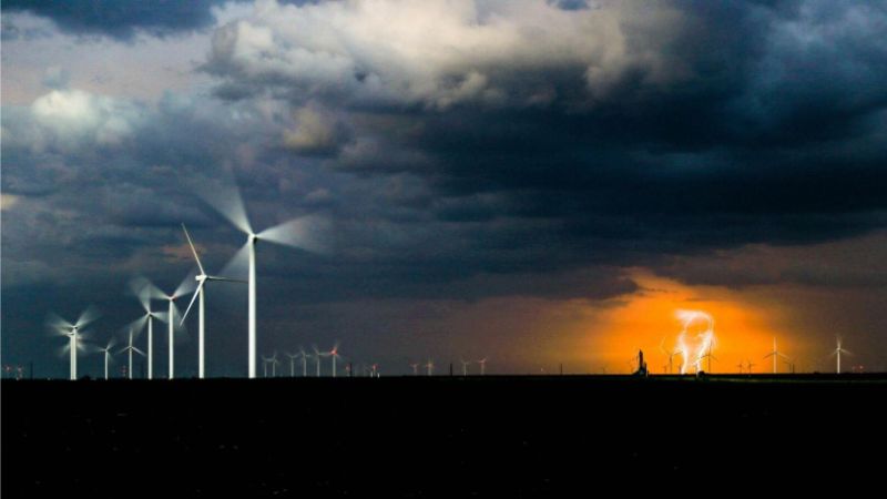 Blocking Bolts: Blade Coating Steps Up Lightning Protection - Tech Insights