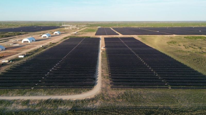 Texas Big: 1.1M Panel Solar Farm Impacts Engineering Future - Tech Insights