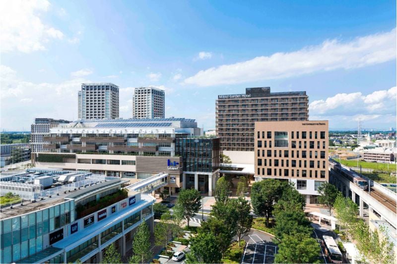 How One Japanese Smart City Is Bringing Wireless EV Charging to the ...
