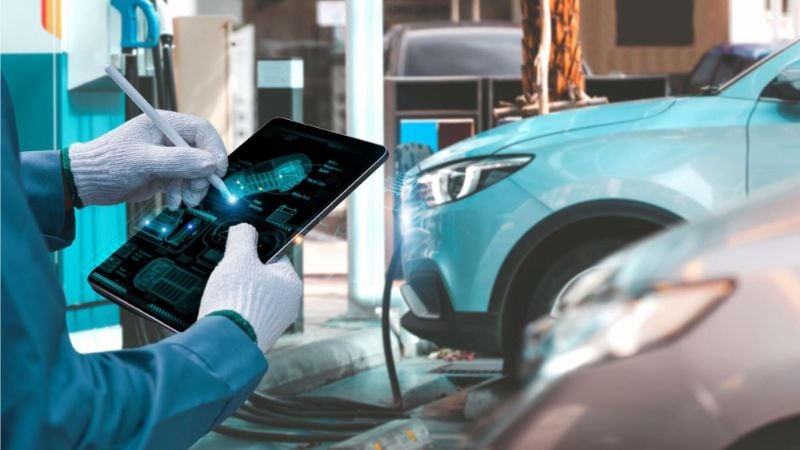 EV Workforce Crisis: Tackling the Shortage - Tech Insights