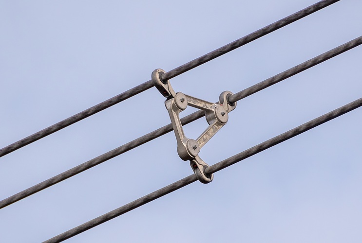 An Introduction to Bundled Conductors in Transmission Lines - Technical ...