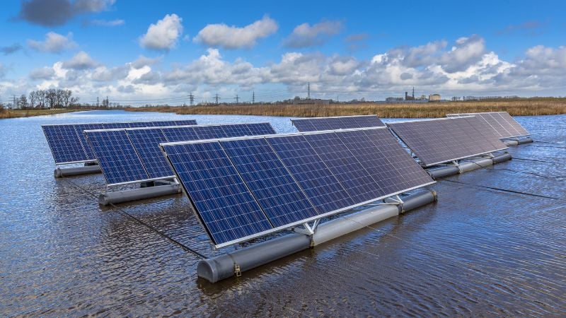 Exploring the Potential of Floating Solar Farms - Tech Insights